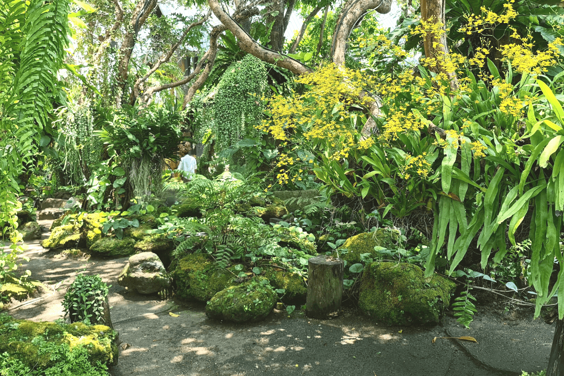 Porestva Hotel at Bang Phra