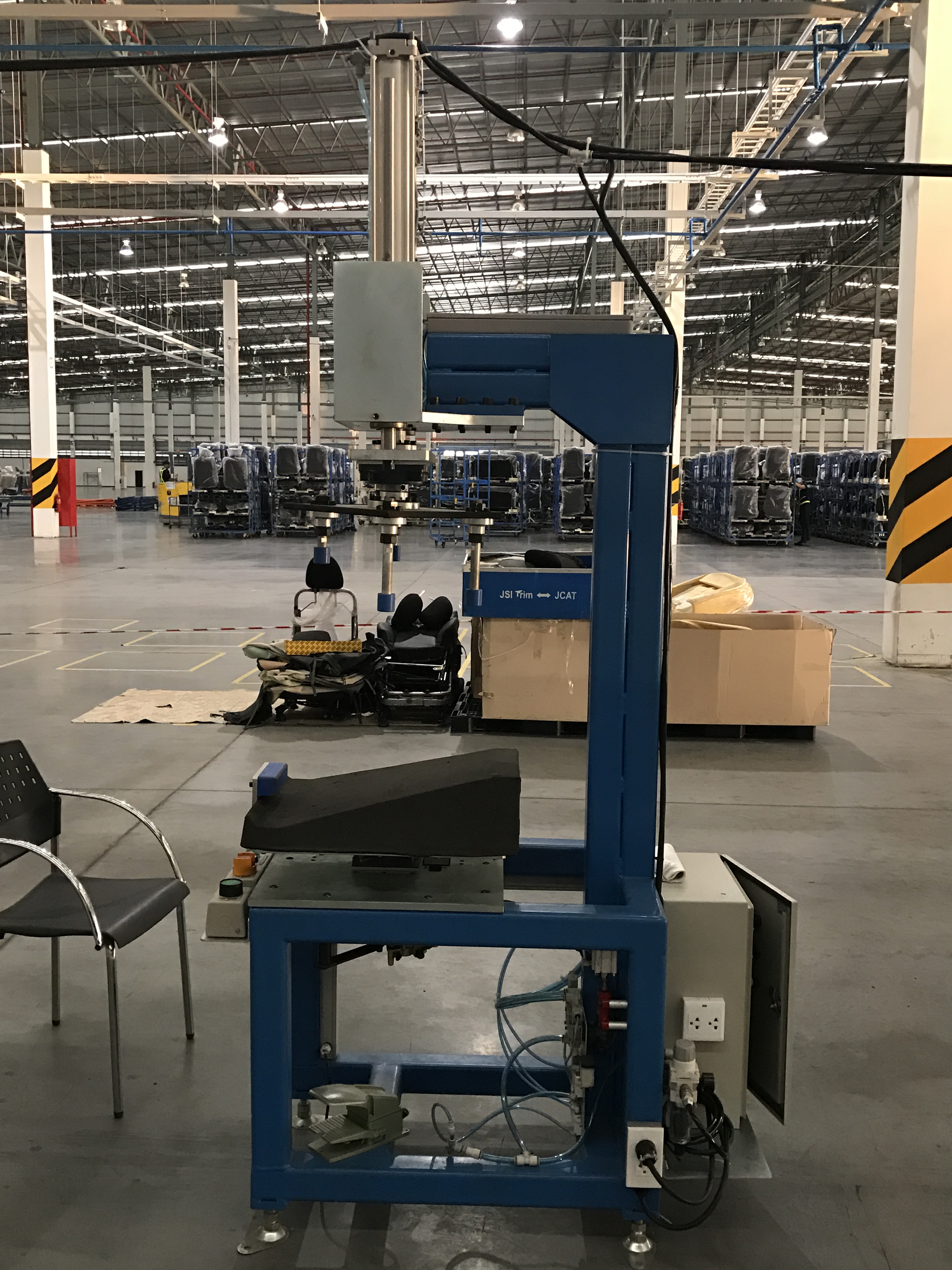 FIXTURE ASSEMBLY - Viss