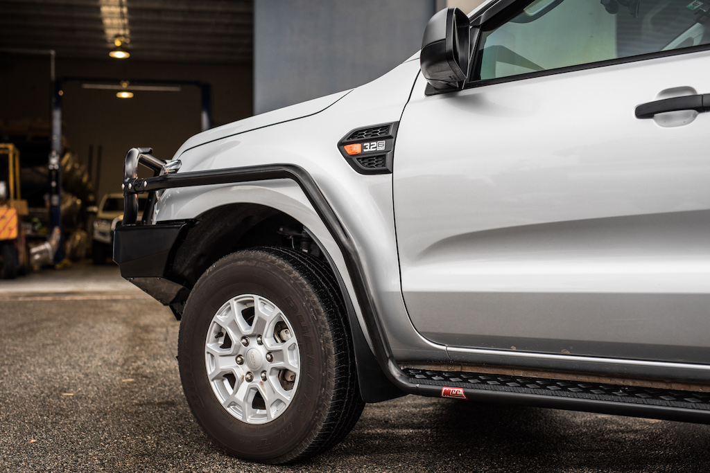 Ford PX Ranger - MCC030-09SR Side Steps & Rails - mcc4x4