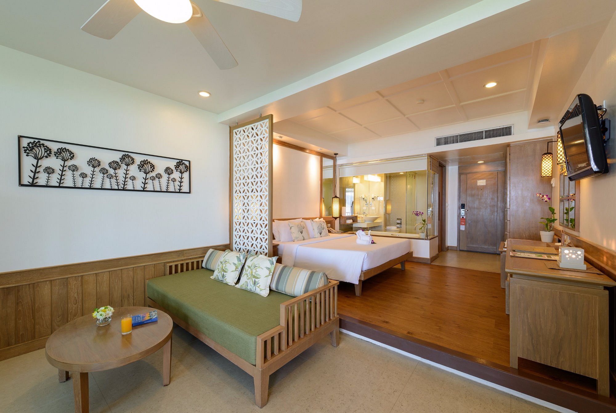 H011 : Katathani Phuket Beach Resort - andamanluxury
