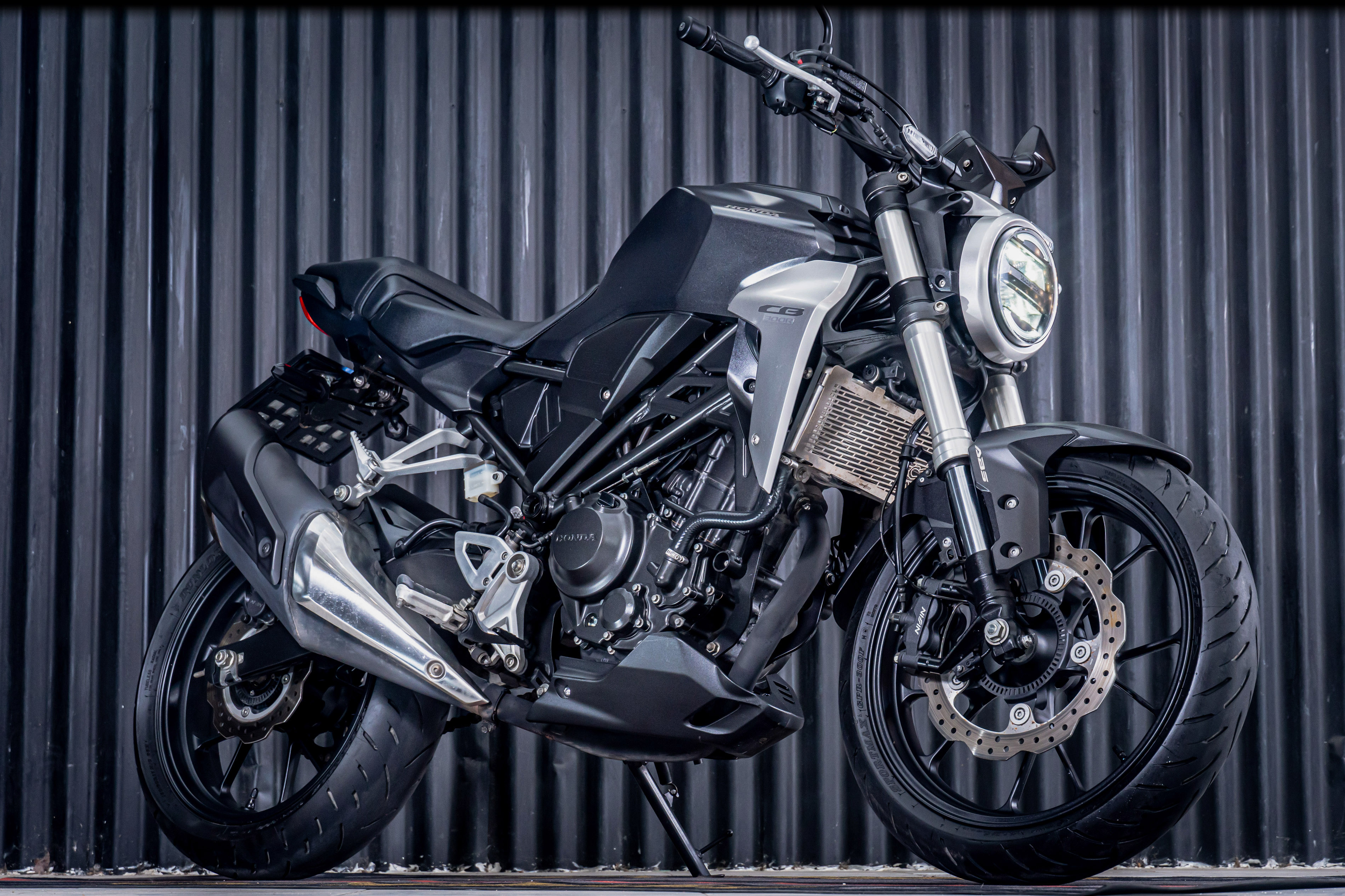 Honda CB300R - dbigbike