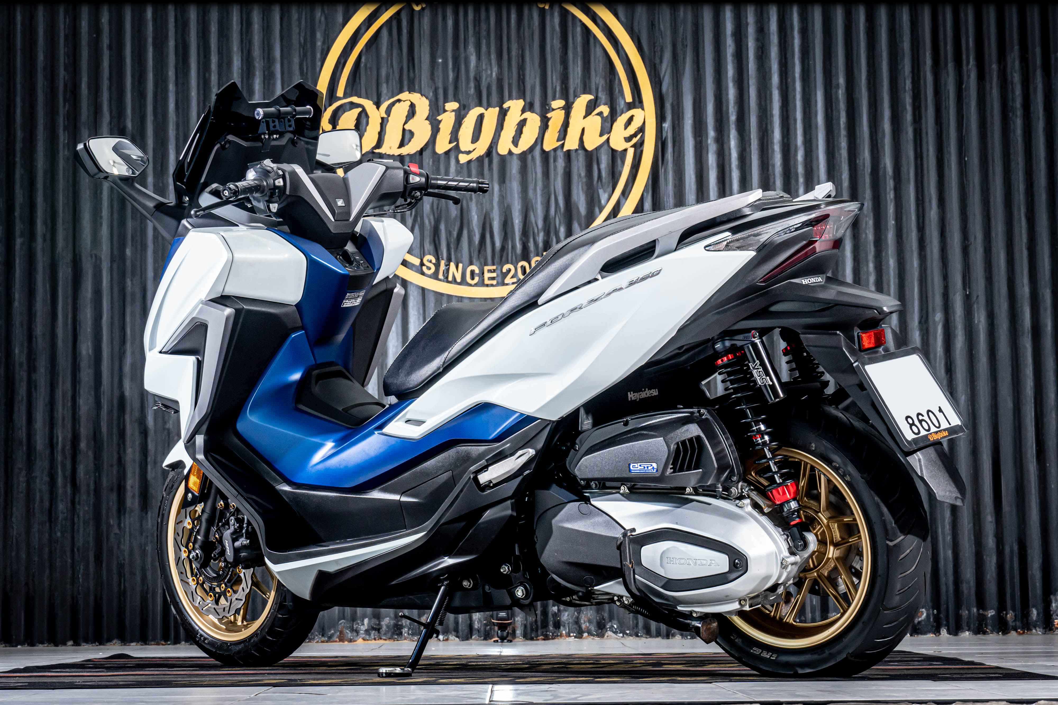 Honda Forza 350 - dbigbike