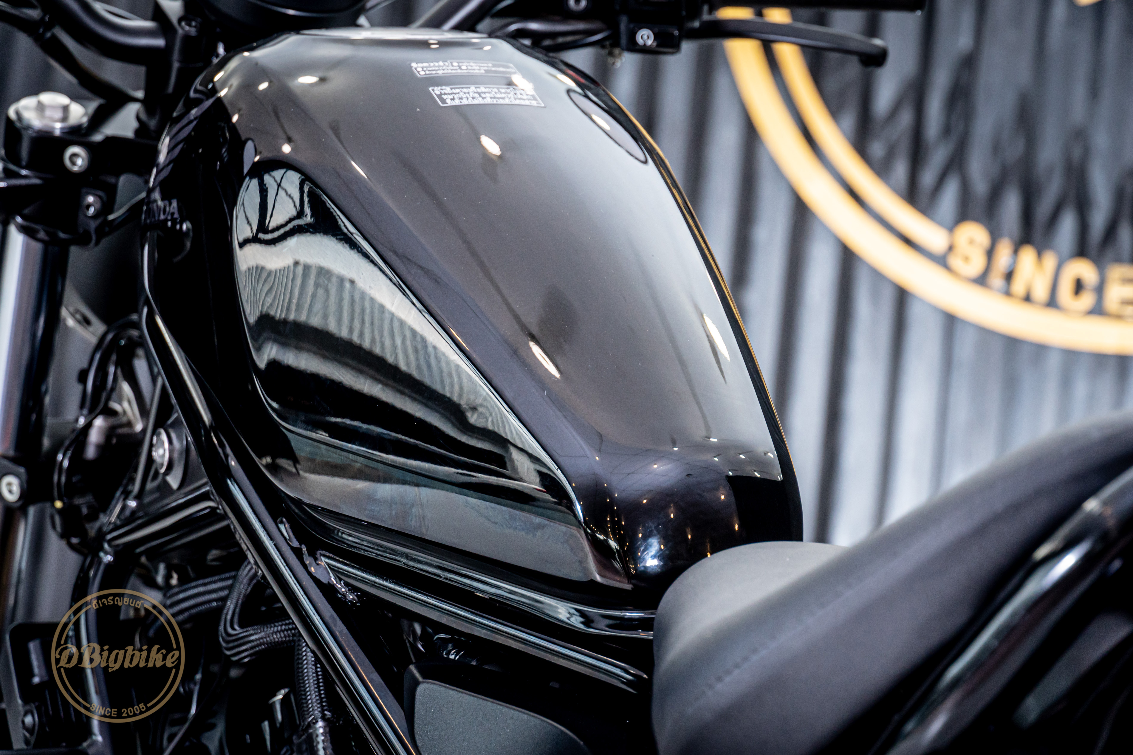 Honda Rebel 300 - dbigbike