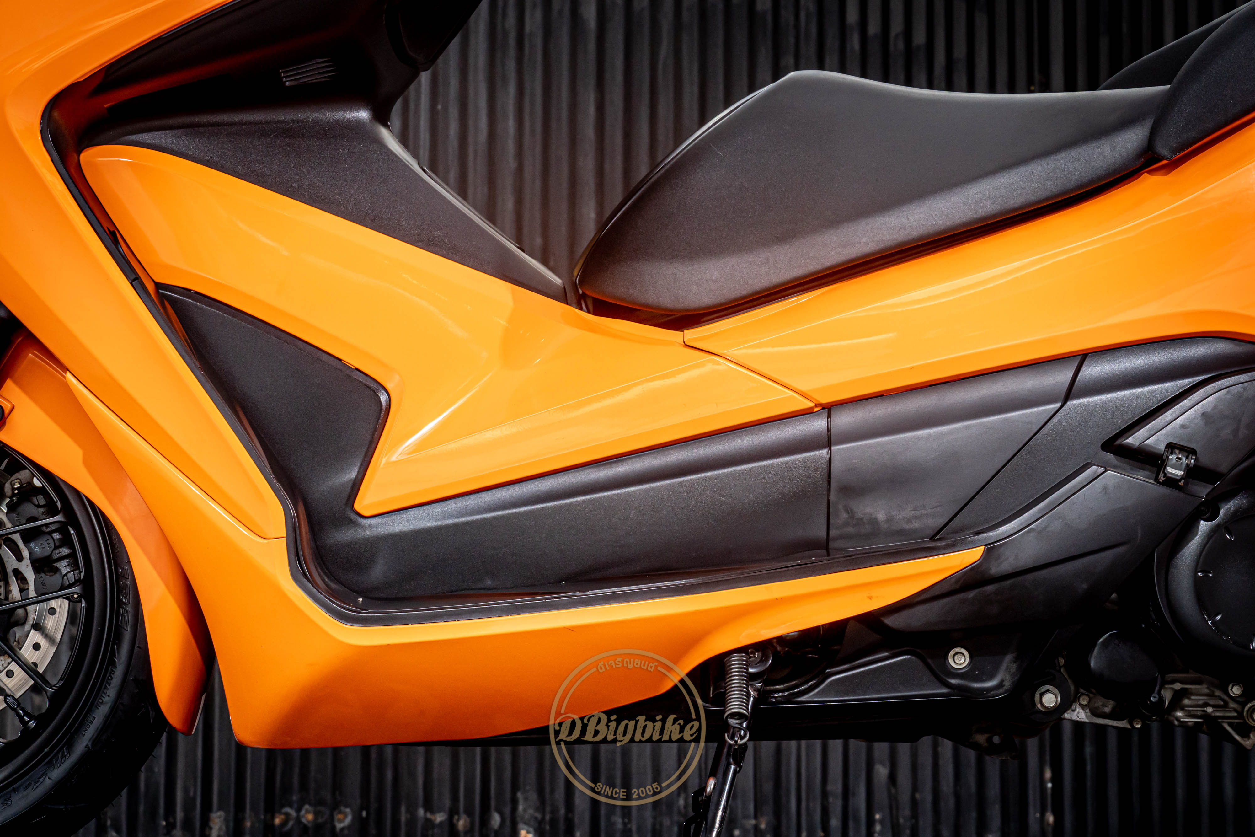 Honda Forza 300 - dbigbike