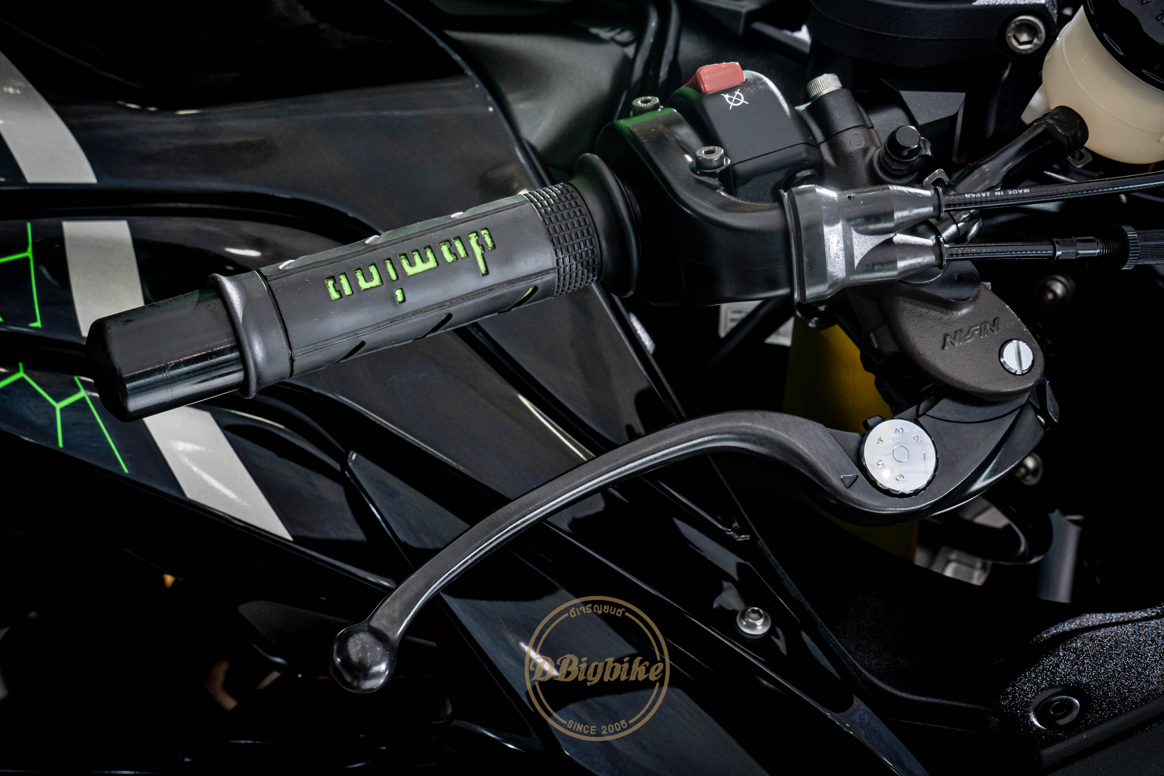 Kawasaki ZX-6R - dbigbike