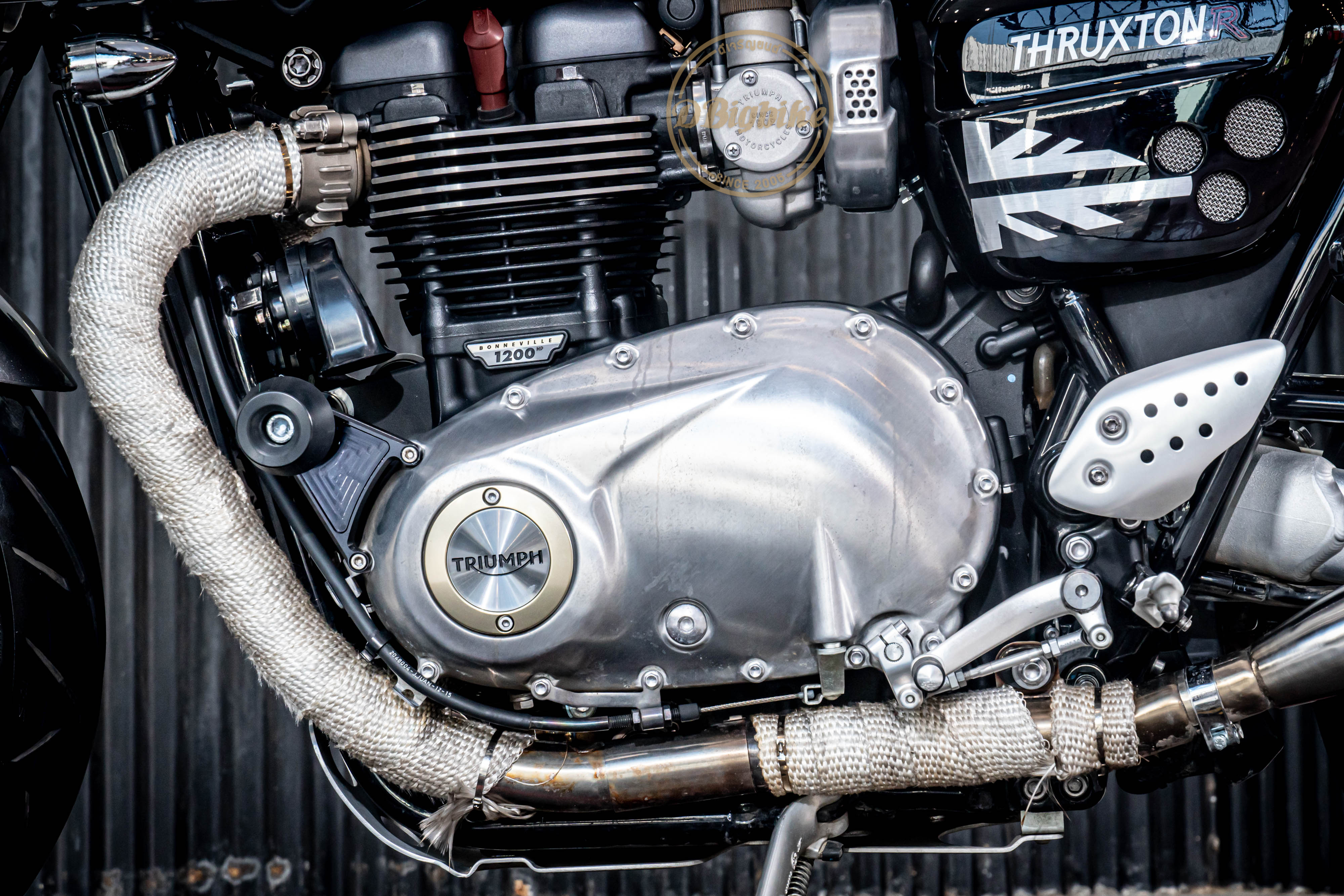 Triumph Thruxton R - dbigbike