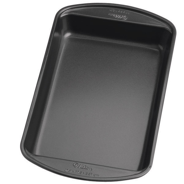 2105-6792 Wilton PR 11X7 BISCUIT/BROWNIE PAN - Bakeryland
