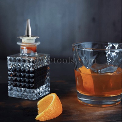 Cocktail Bitters Bottle (Square 100 ml) - koffeetools