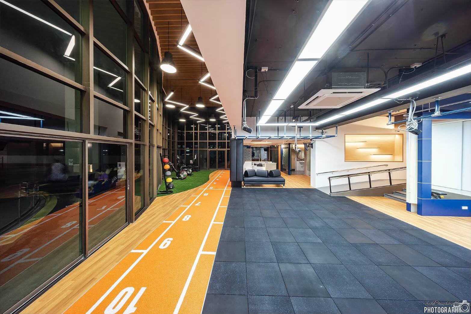 Replay Human Performance Center - lightgallerydesign