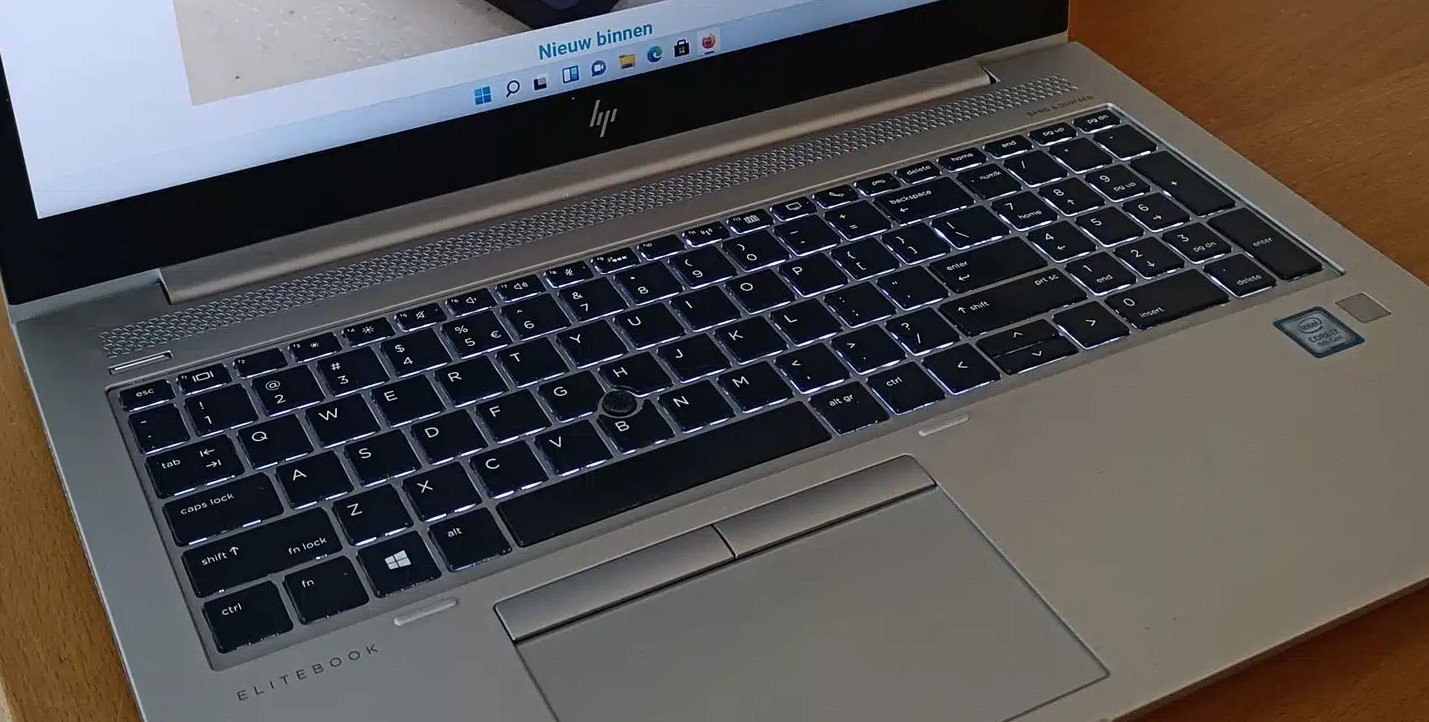 แป้นพิมพ์ คีย์บอร์ดโน๊ตบุ๊ค HP EliteBook 850 G5 มีไฟ มีปุ่มเมาส์ 755 G5, 850 G6, Zbook 15U G5 ...