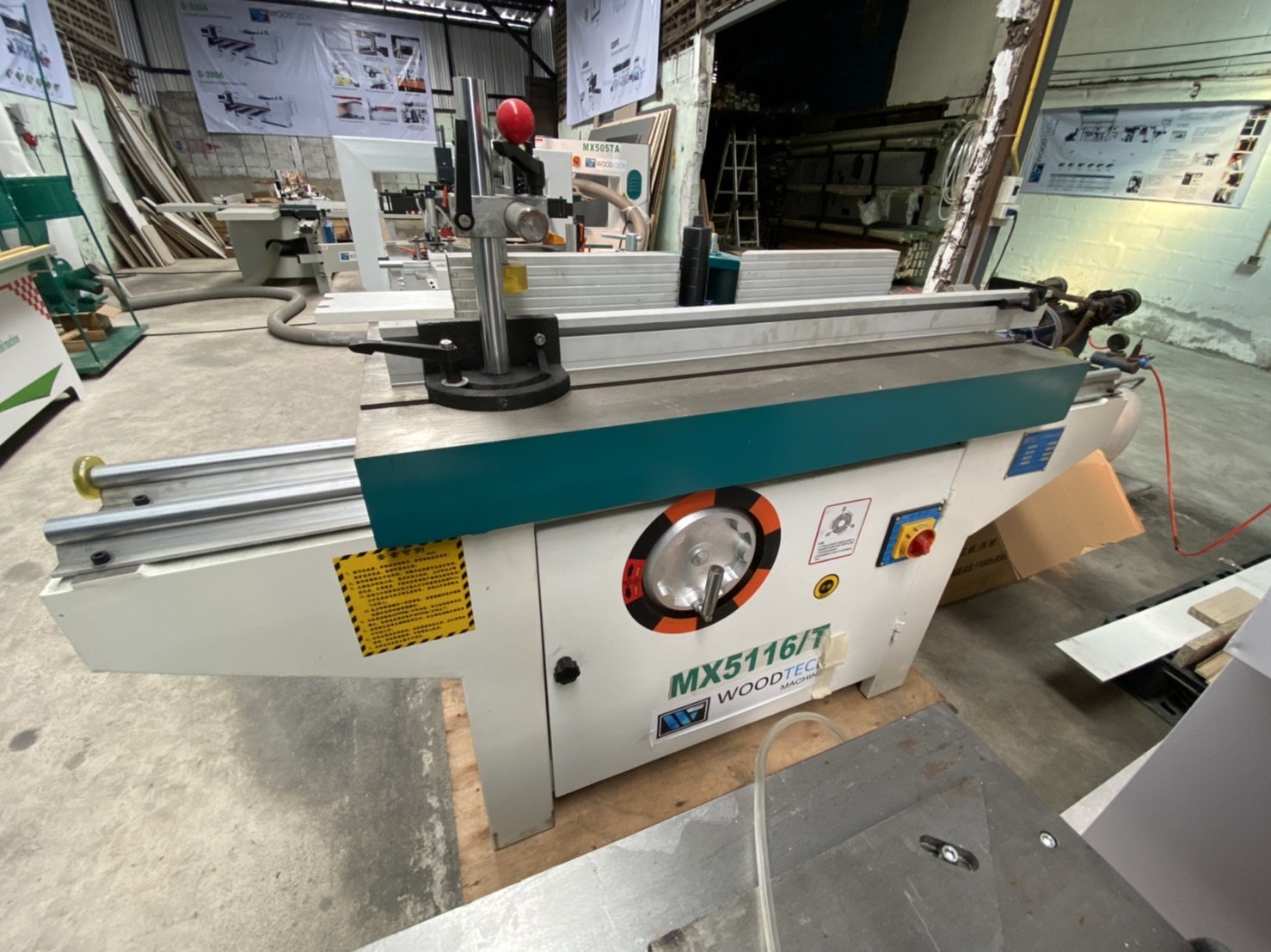 Milling Machine with Sliding Table - woodtechmc