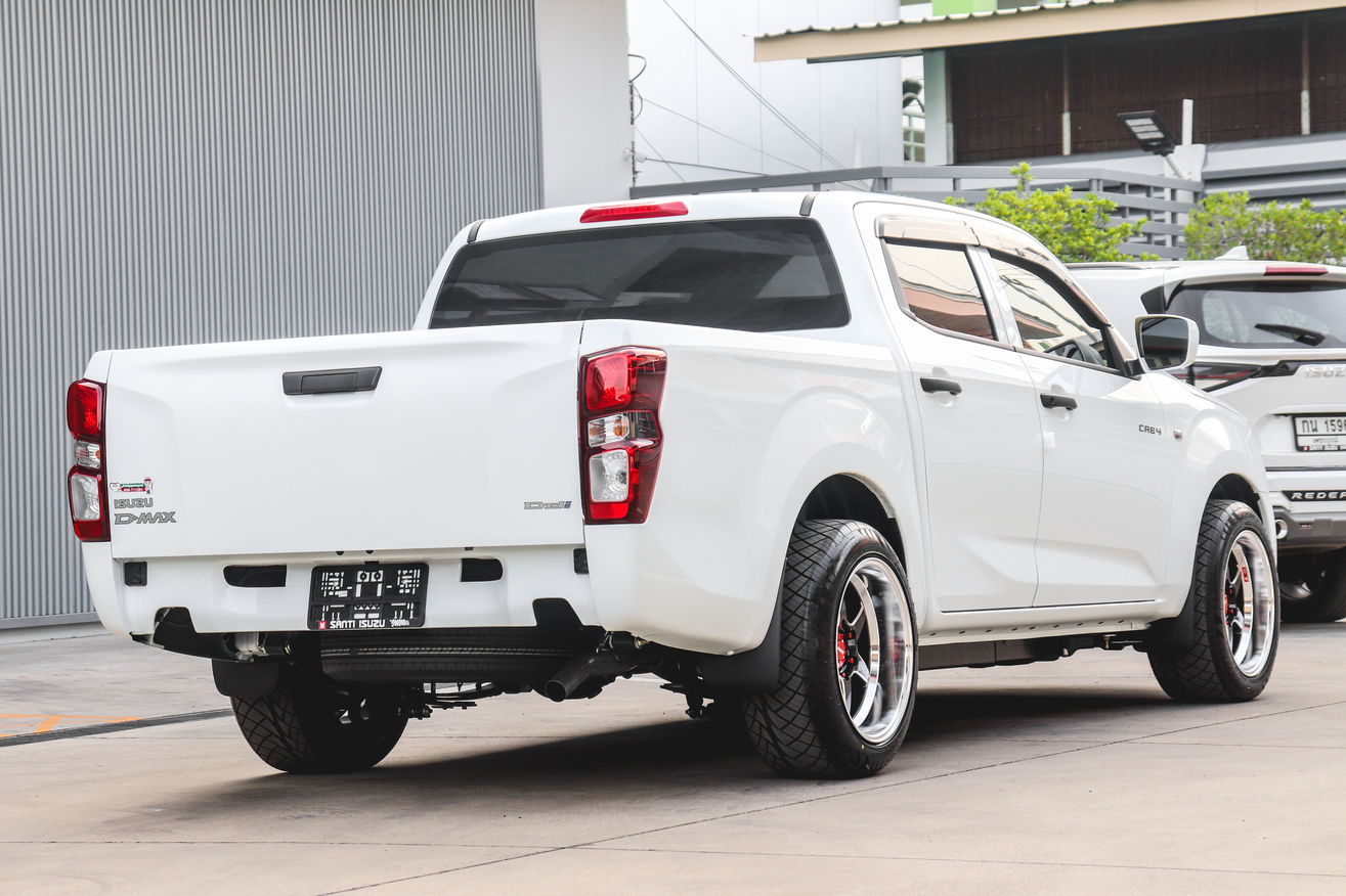 ALL NEW ISUZU D-MAX CAB 4 - santiisuzu
