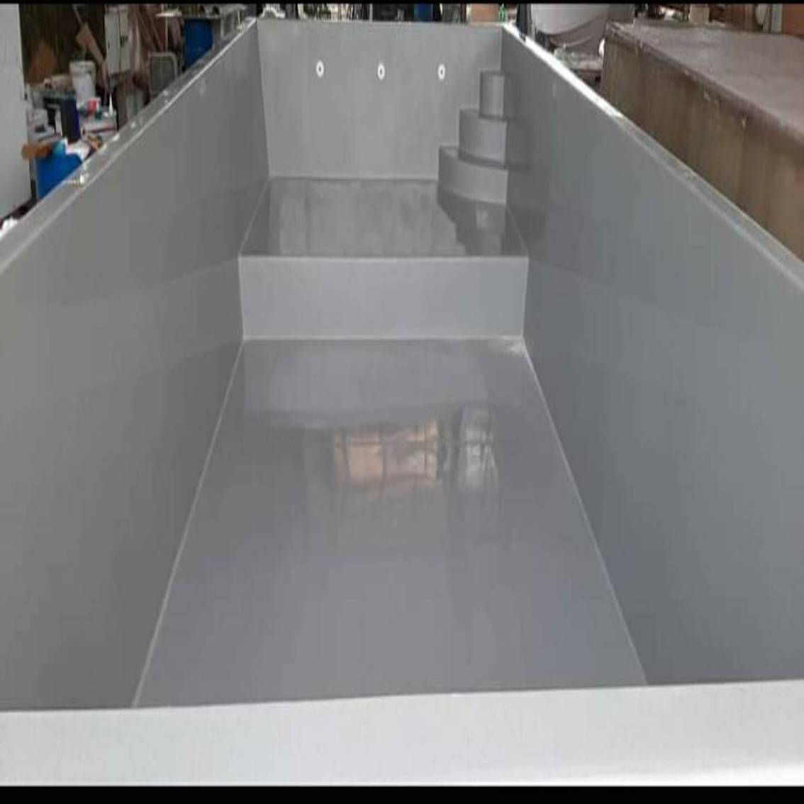 รับสร้างสระว่ายน้ำไฟเบอร์กลาสราคาถูกออกแบบได้ตามใจคุณ