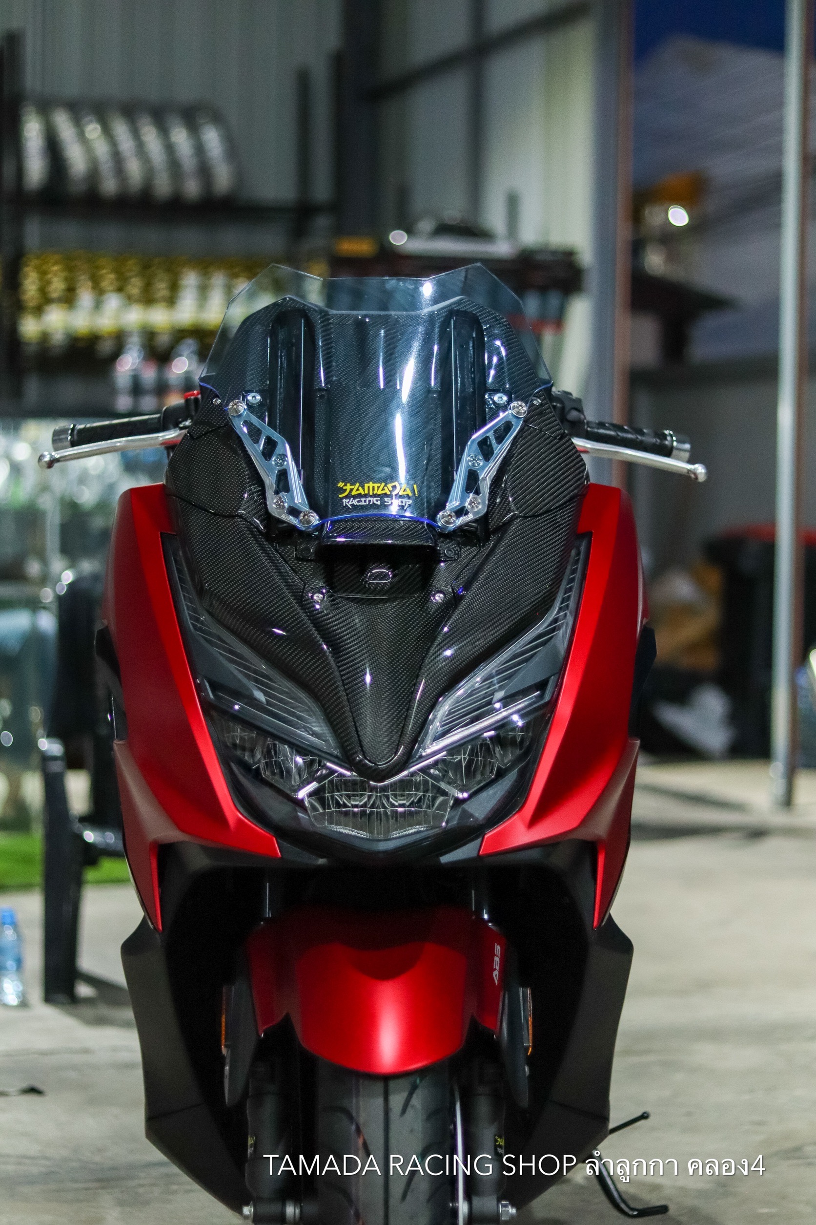 Forza 350 สีแดงด้าน 2022 1km จากศูนย์ พร้อม ทรงซิ่ง กลับบ้าน หล่อๆเลย ...