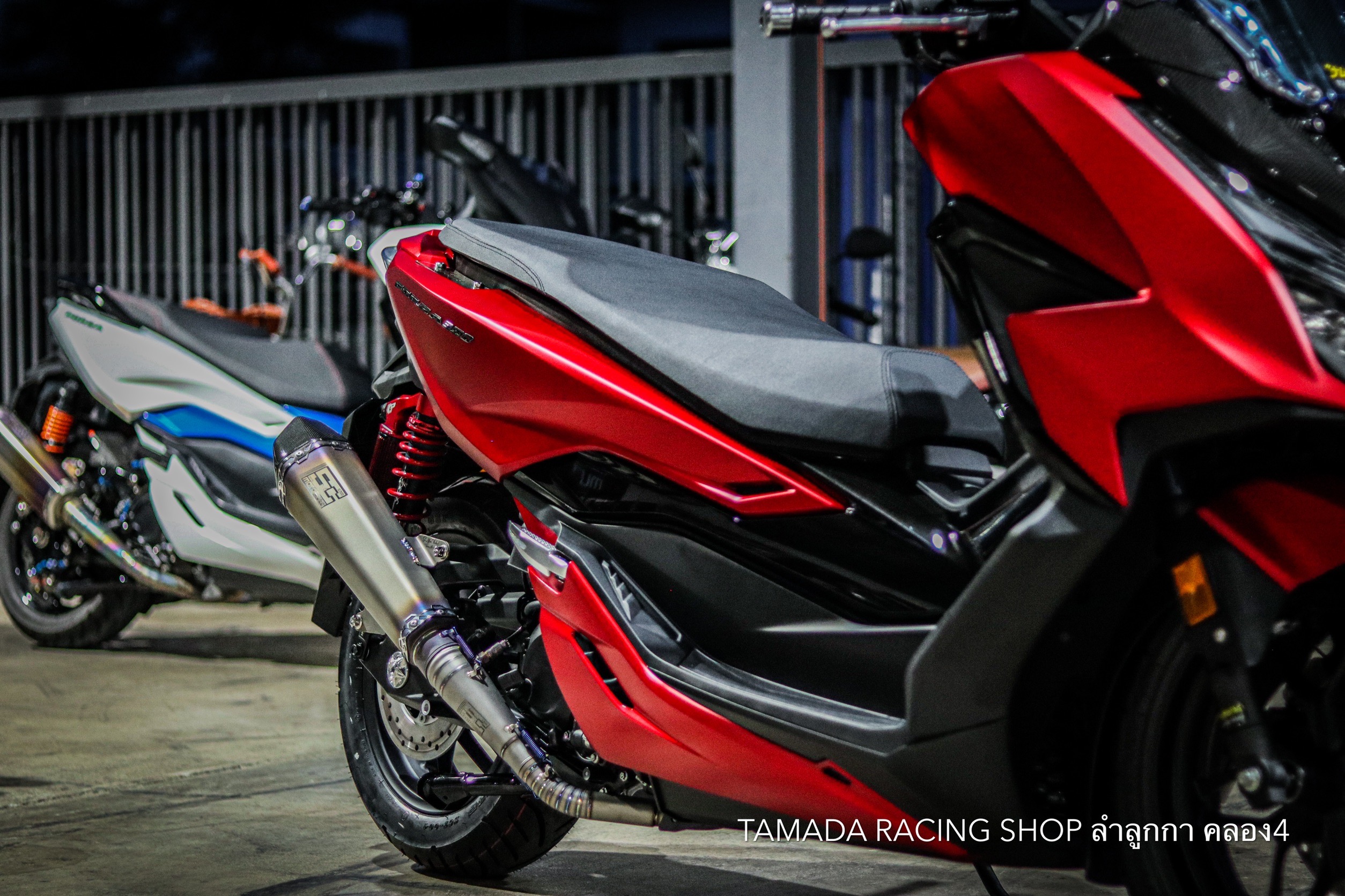 Forza 350 สีแดงด้าน 2022 1km จากศูนย์ พร้อม ทรงซิ่ง กลับบ้าน หล่อๆเลย ...