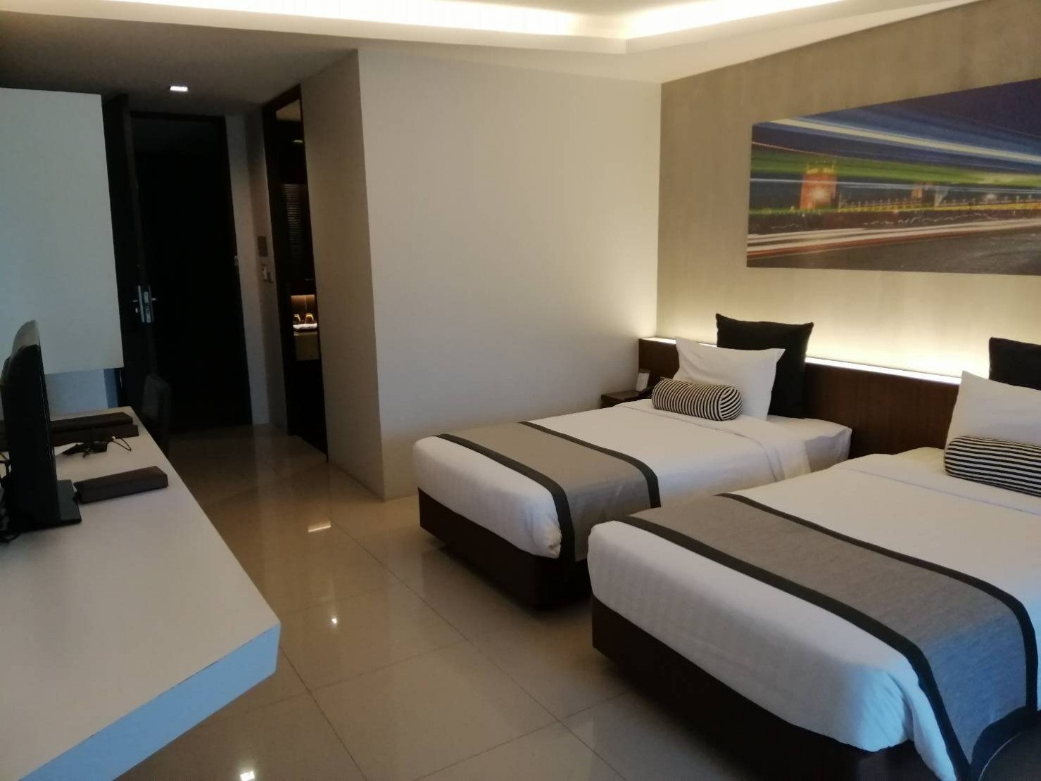 Nine forty one Hotel