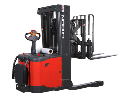 REACH TRUCK - thamrich