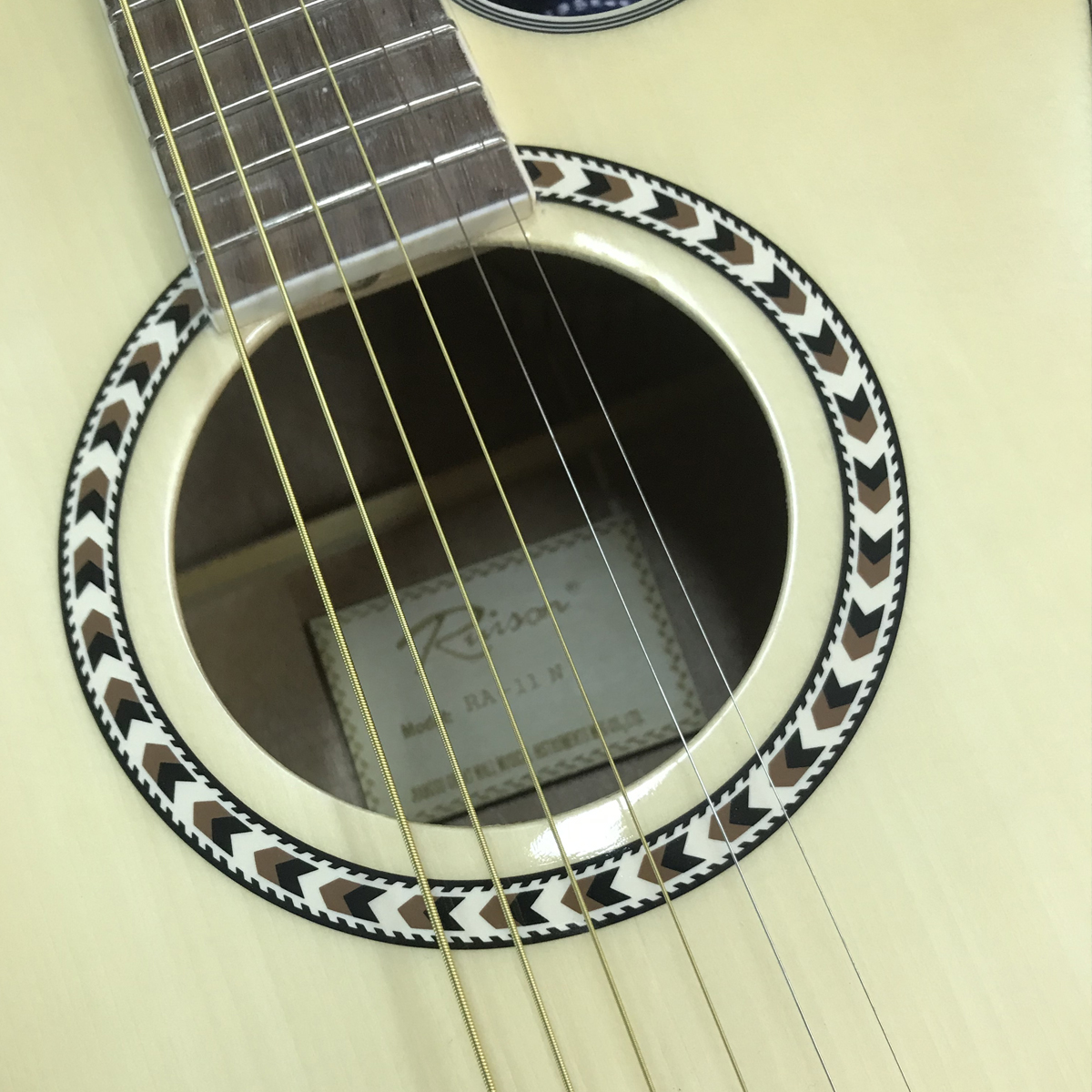 Ruison กีตาร์โปร่ง มีเหล็กดามคอ ขนาด 40" รุ่น RA-11OP - musicplant