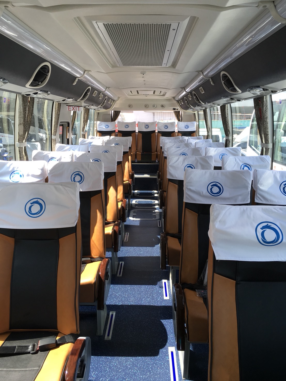 COACH 30 SEATS - kimhortourgroup