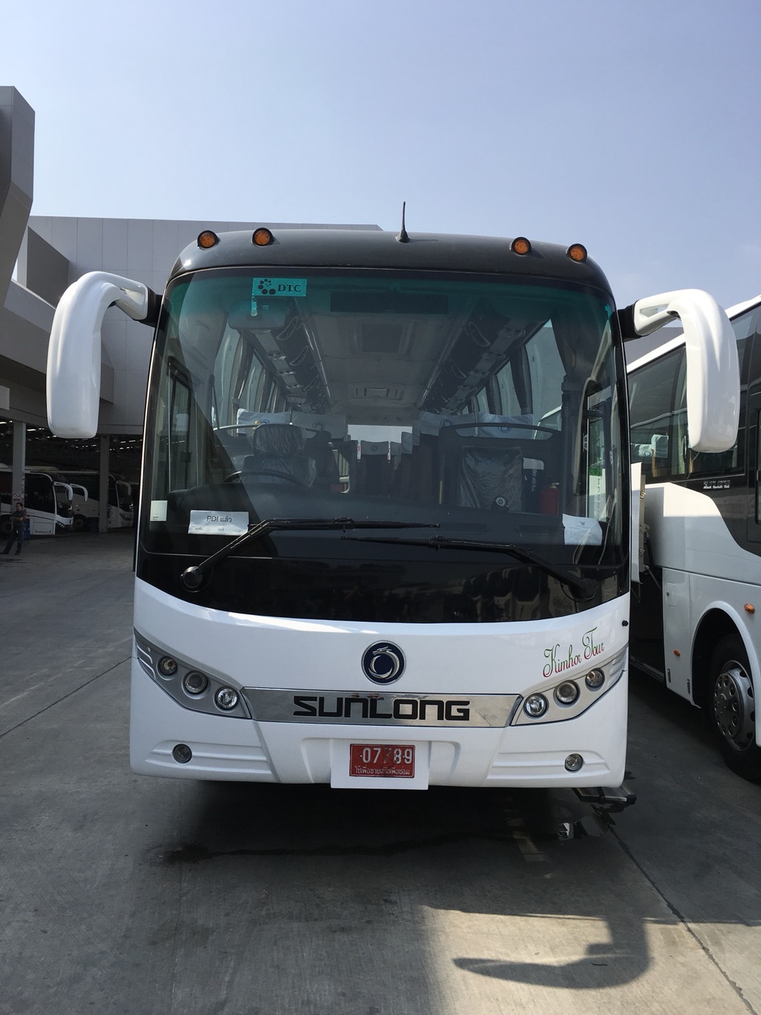 COACH 30 SEATS - kimhortourgroup