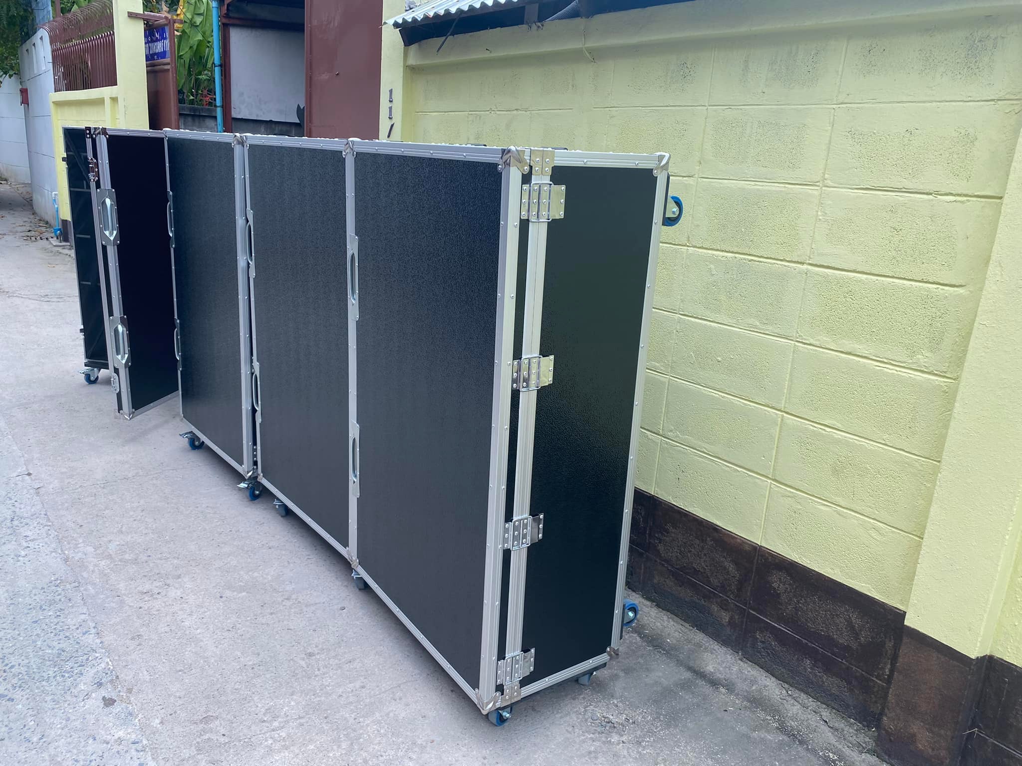 EXPLOSIVE DEVICE CASE - thaiflightcase