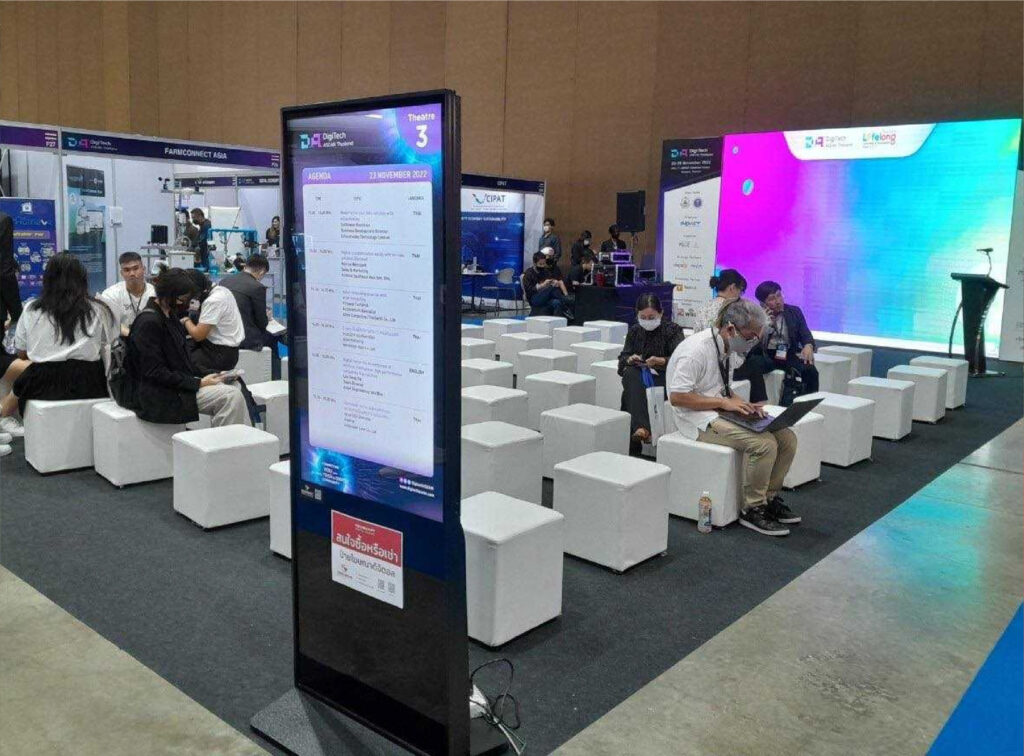 ป้ายโฆษณาดิจิตอล Neosmart (แบบตั้งพื้น) Floor Standing