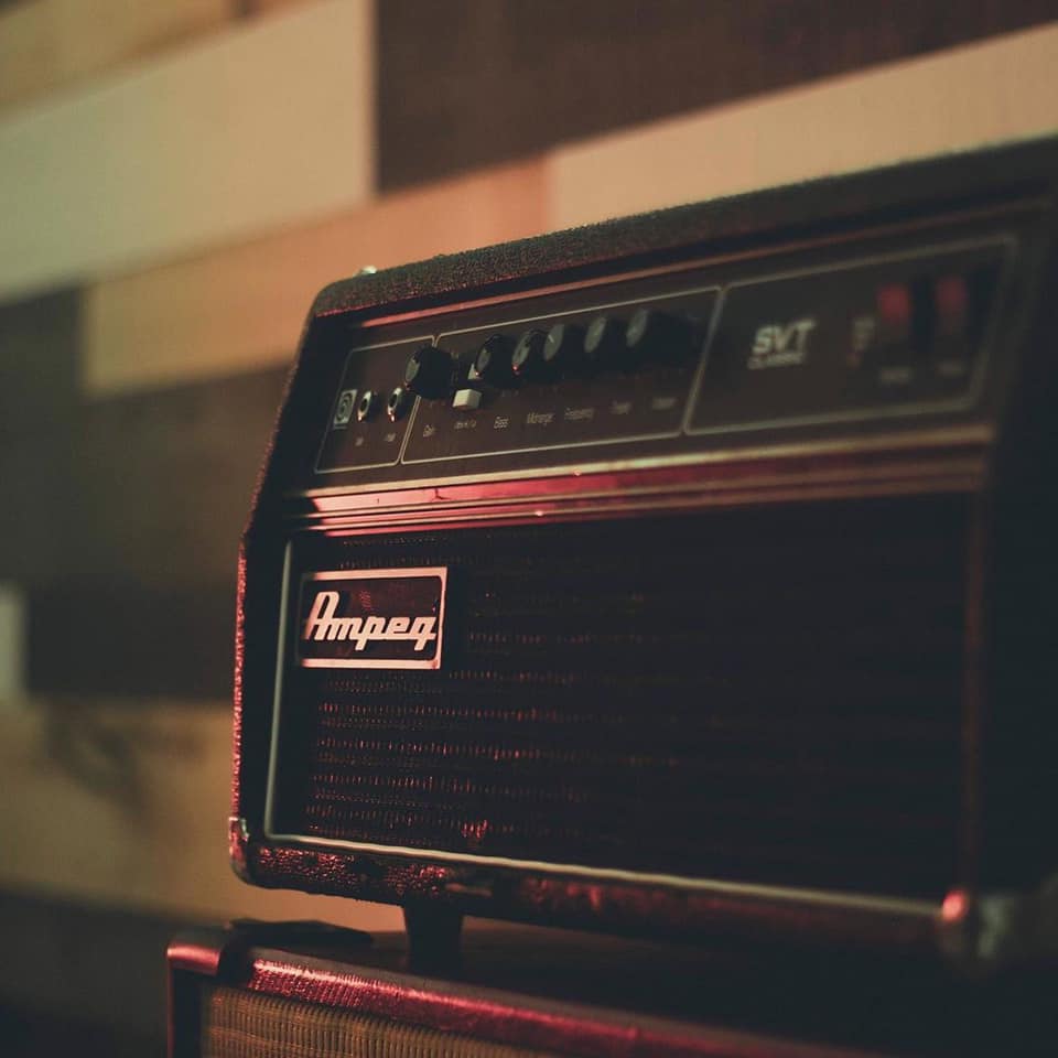 Ampeg SVT-CL 300-watt Tube Bass Head - stringsshop