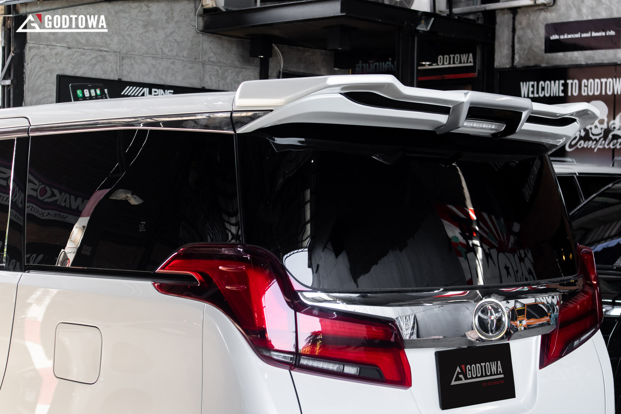 สปอยเลอร์หลัง (REAR WING) BLACK PEARL COMPLETE