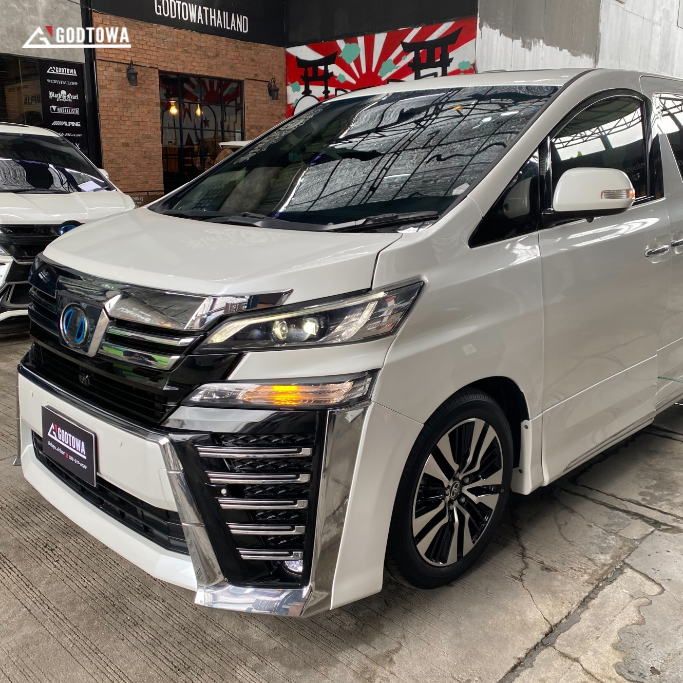 แปลงหน้าจาก VELLFIRE 20 2008-2014 เป็น 30 2018-2021