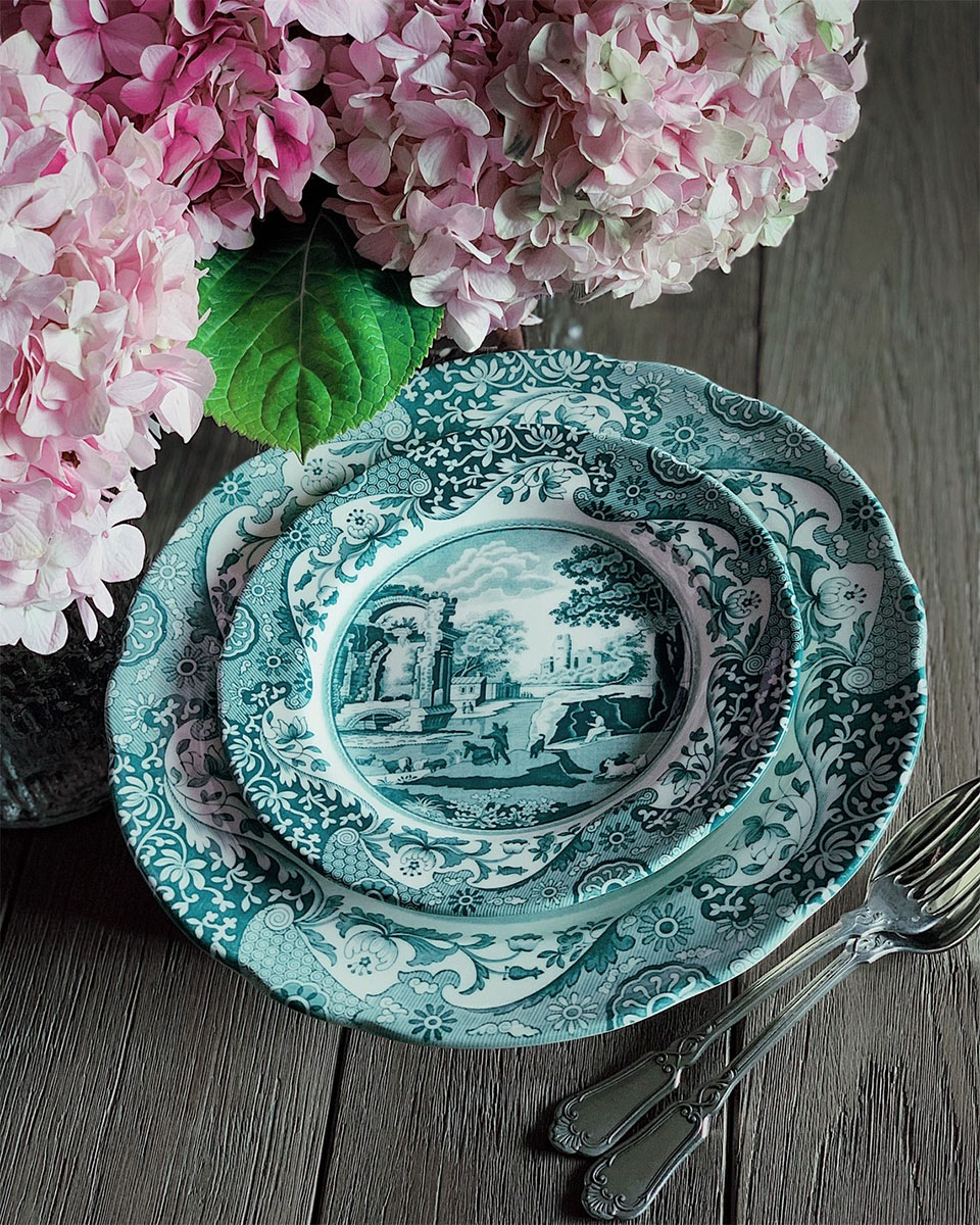 Spode Green Italian 7.5 in / 19 cm Side Plate - blueandwhitethailand