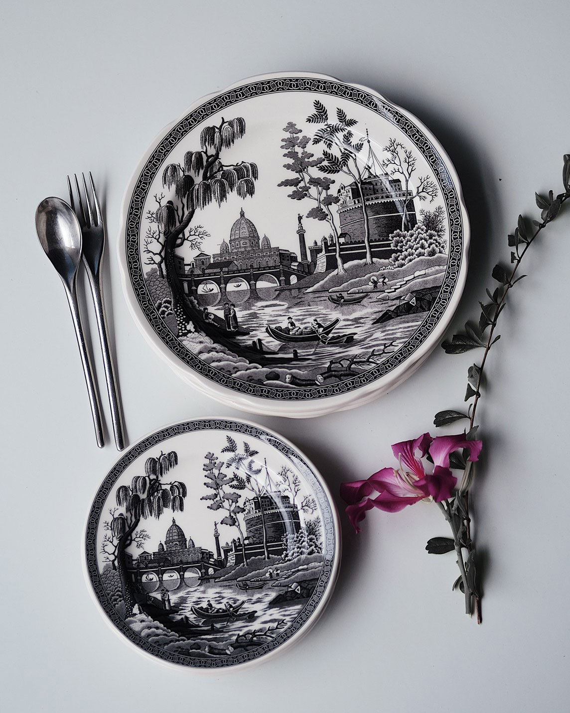 Spode Heritage Rome 10 in / 27 cm Dinner Plate - blueandwhitethailand