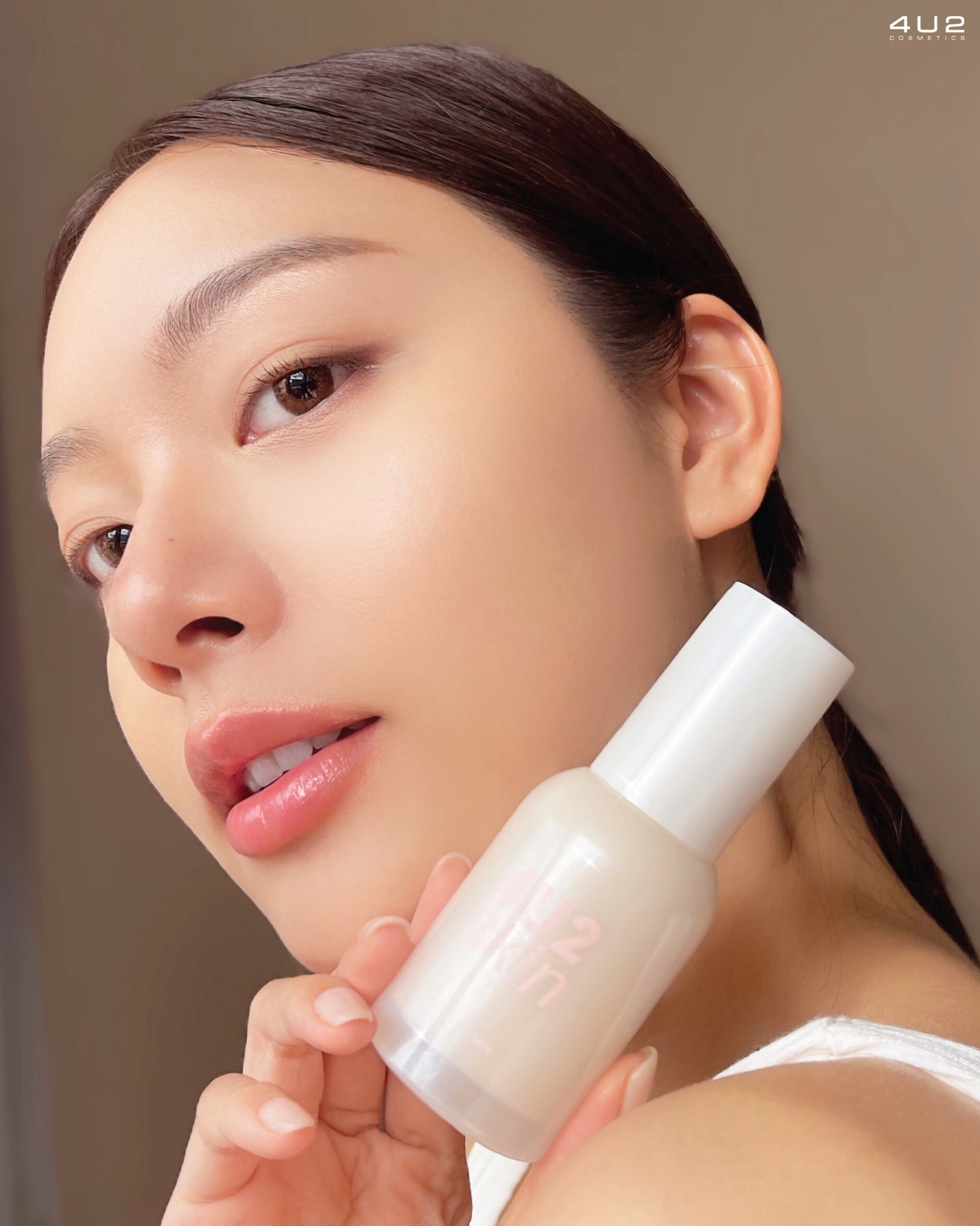 4U2 GLOW SKIN SPF50 PA++++