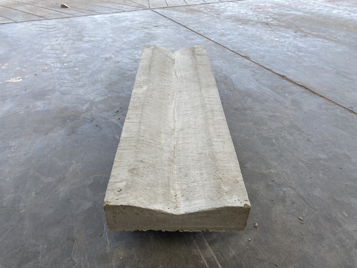 รางวี ร่องระบายน้ำแบบตื้น วี (Spoon Drain V)