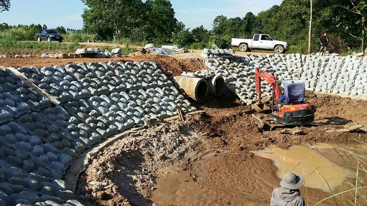 หินเรียงสำเร็จรูป Slope Protection Block (บล็อกกันหน้าดิน)/แมทเทรส ...