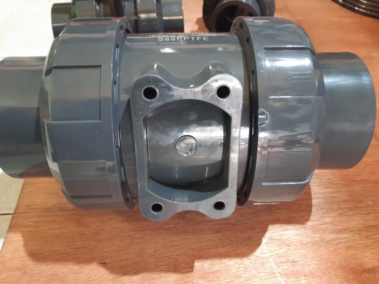 UPVC True Union Ball Valve 150PSI at 150 °C Seat PTEE DN 50 DN 80 - factorymartonline