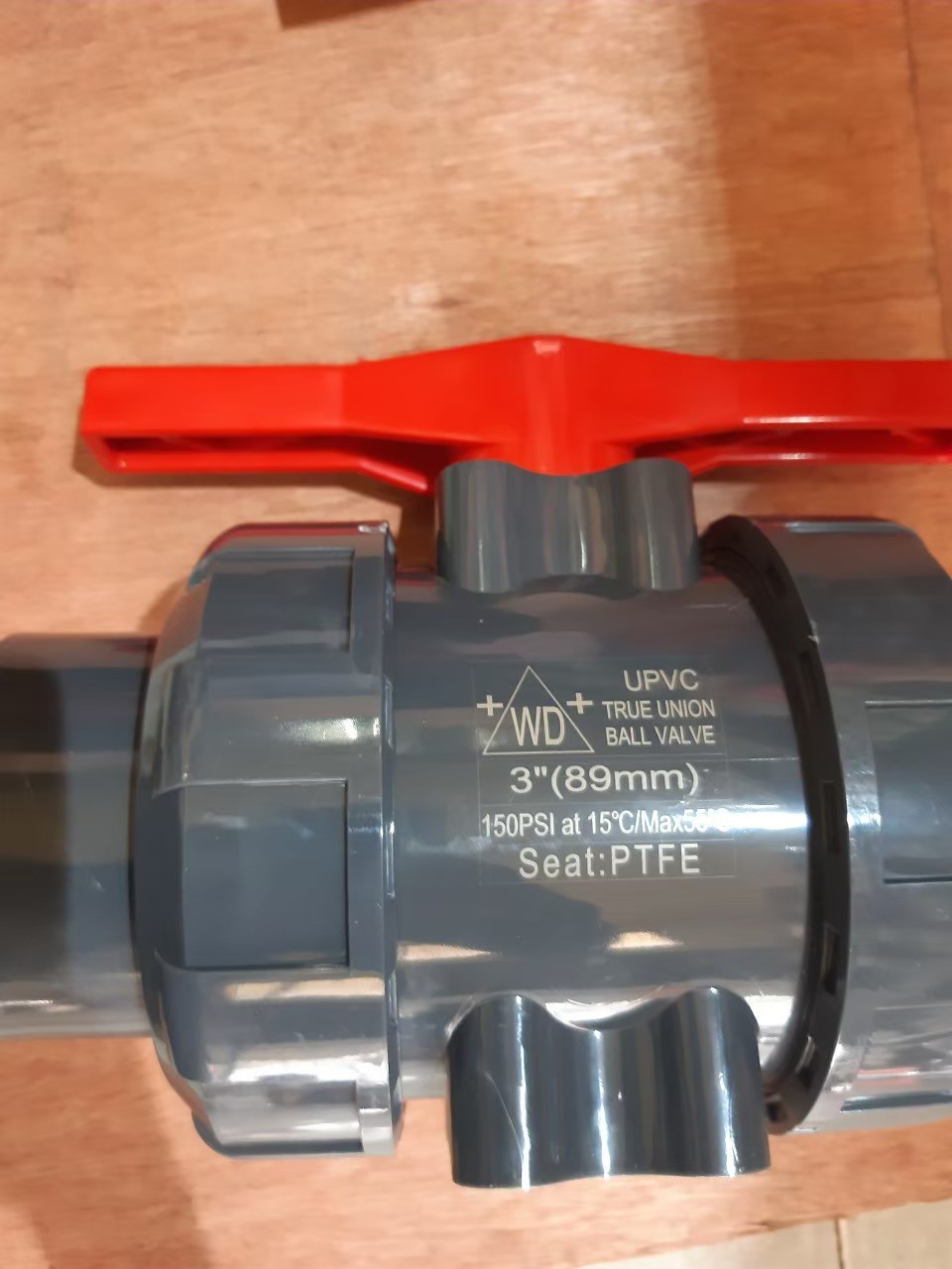 UPVC True Union Ball Valve 150PSI at 150 °C Seat PTEE DN 50 DN 80 ...