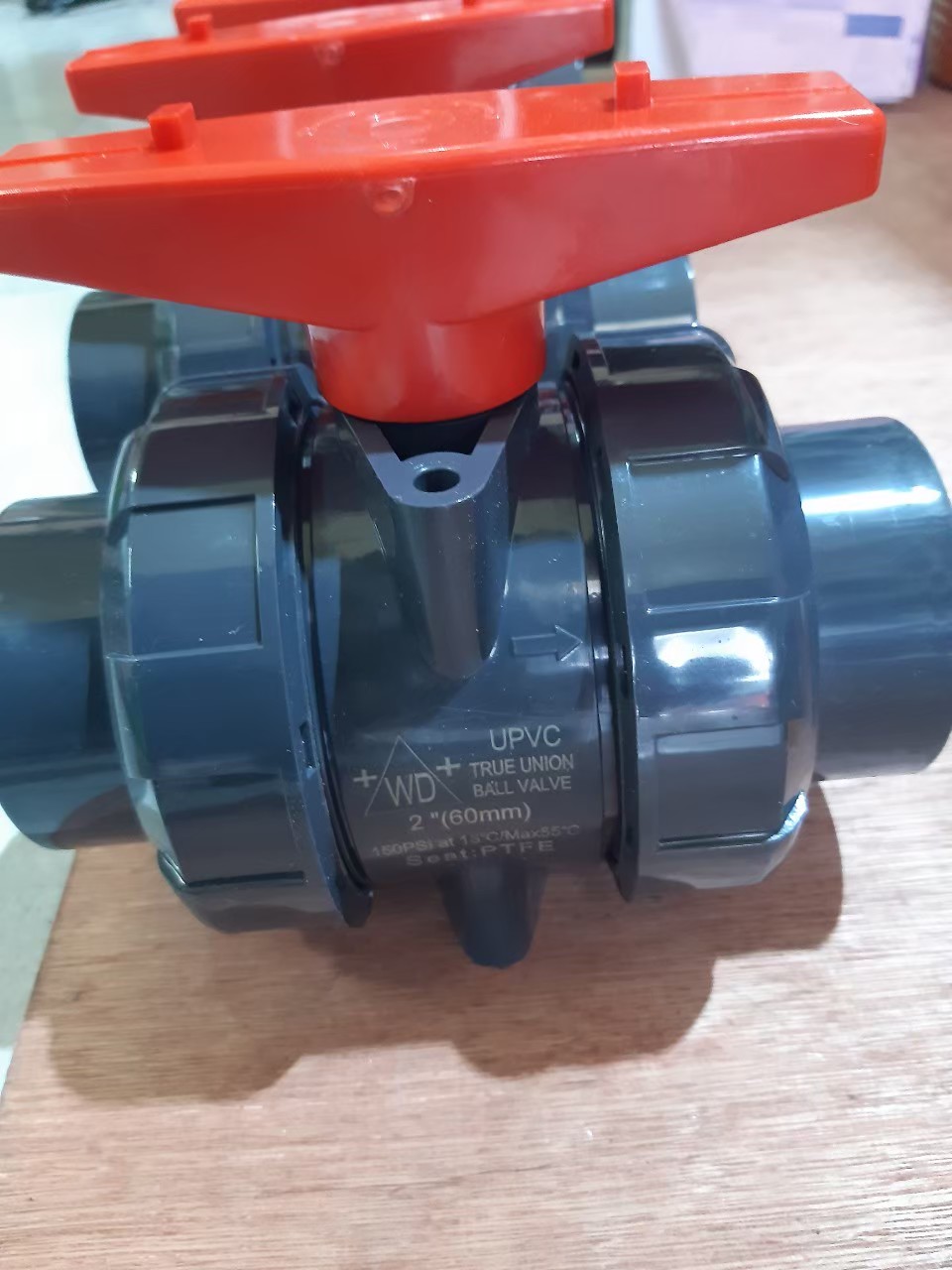 UPVC True Union Ball Valve 150PSI at 150 °C Seat PTEE DN 50 DN 80 ...
