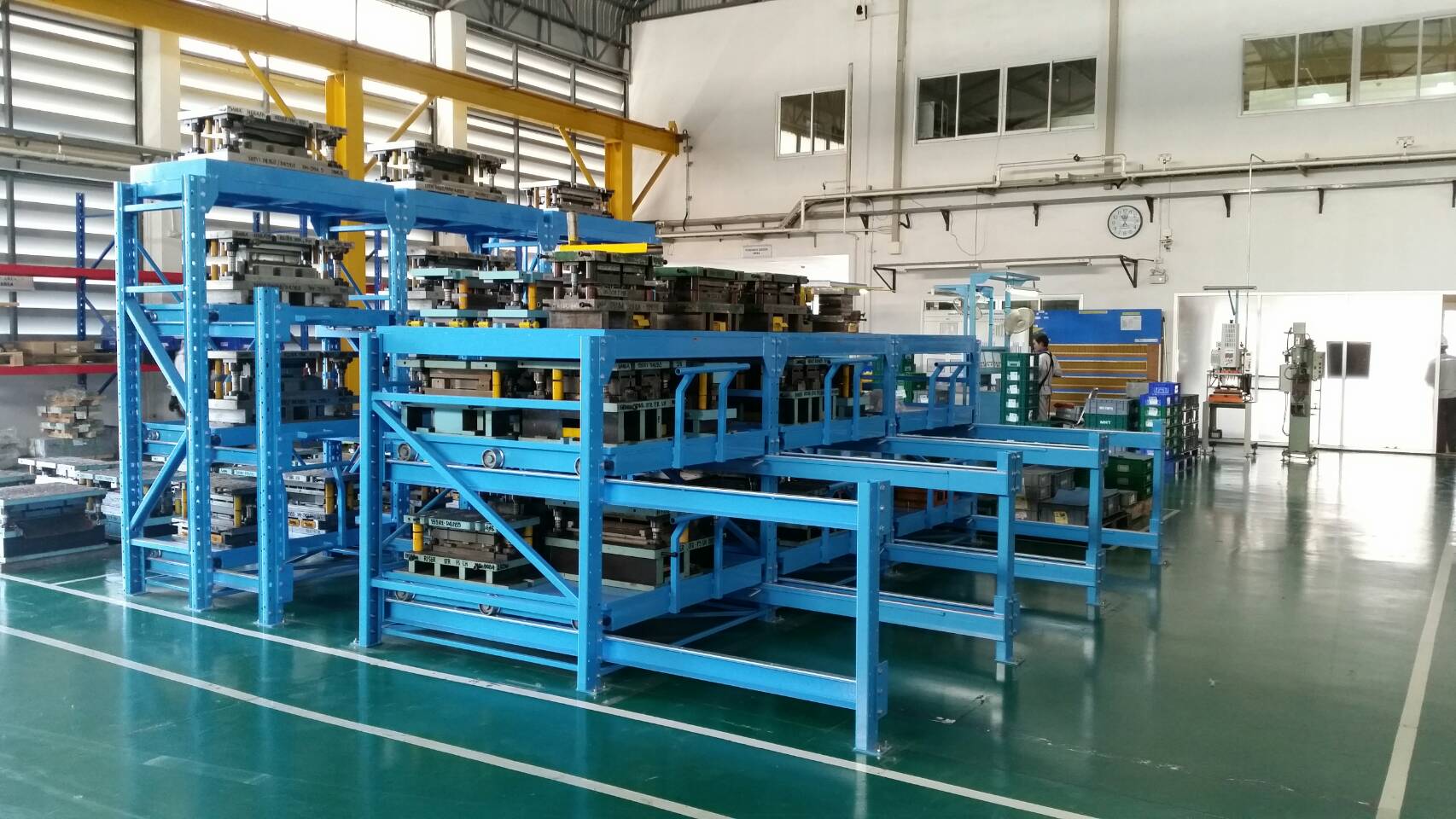 SLIDE RACK - iom-solutions