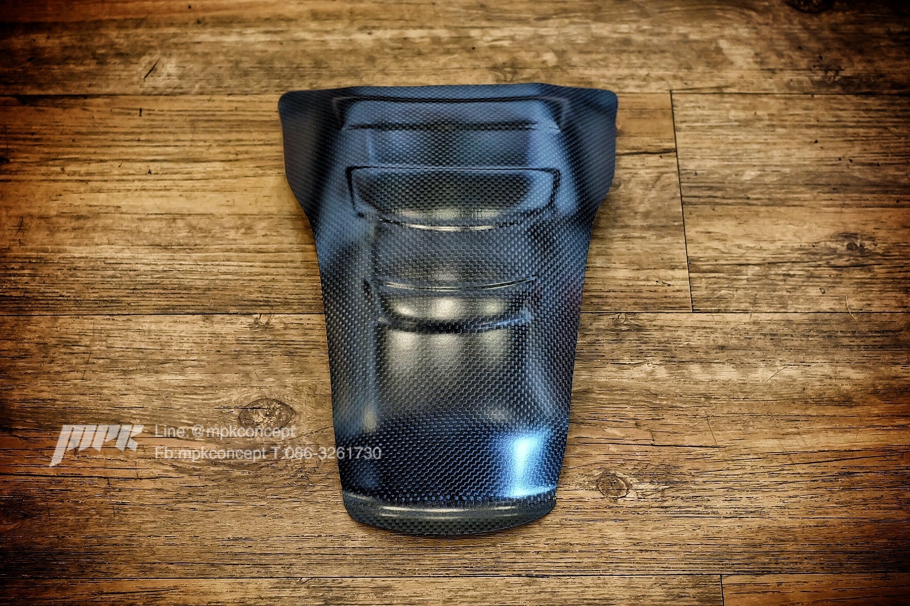 CARBONWORLD CARBON TANK PAD DUCATI PANIGALE V4/V4S/V4R/ STREETFIGHTER ...