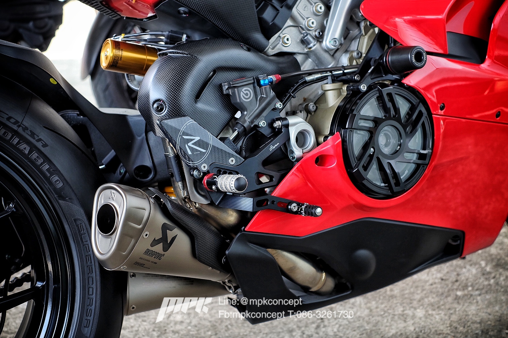 LIGHTECH R VERSION ADJUSTABLE REARSETS DUCATI PANIGALE/STREETFIGHTER V4 ...