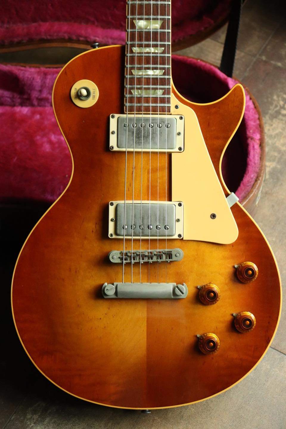 Gibson Les Paul Standard Heritage Series 1981 Tim Shaw pu (4.5kg) - fusionmusic