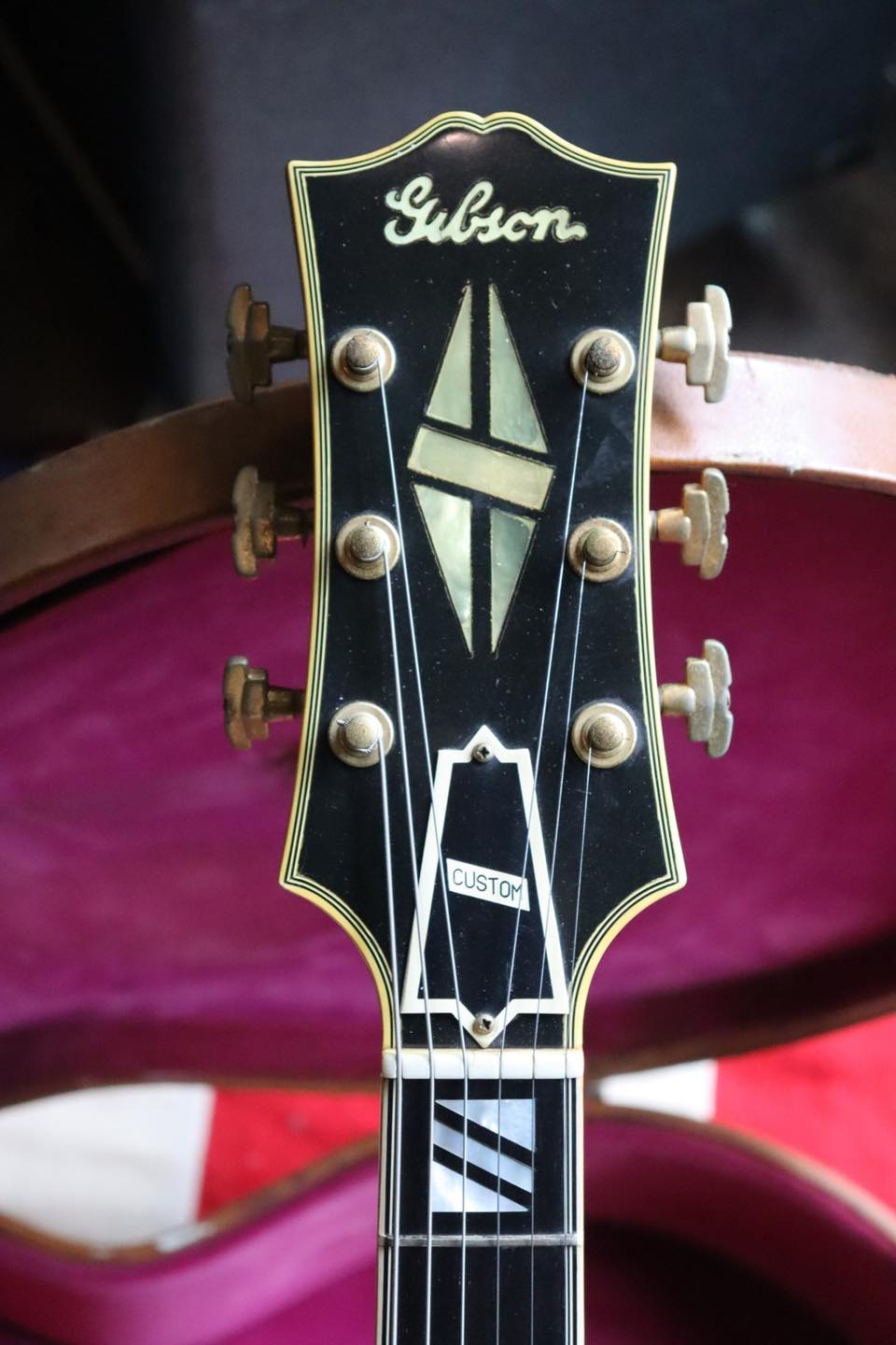 Gibson Super400 Cutaway 1993 Sunburst (3.3kg) - fusionmusic