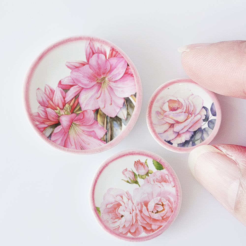 Handcrafted Miniature Plates with Pink Floral Designs - thaiminiaturestore