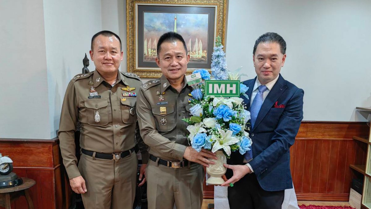 Dr. Sitthiwat Kamkadwong, Chairman of the Executive Committee IMH Hospital Group