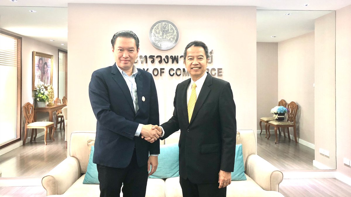 Dr. Sitthiwat Kamkadwong, Chairman of the Executive Committee IMH Hospital Group