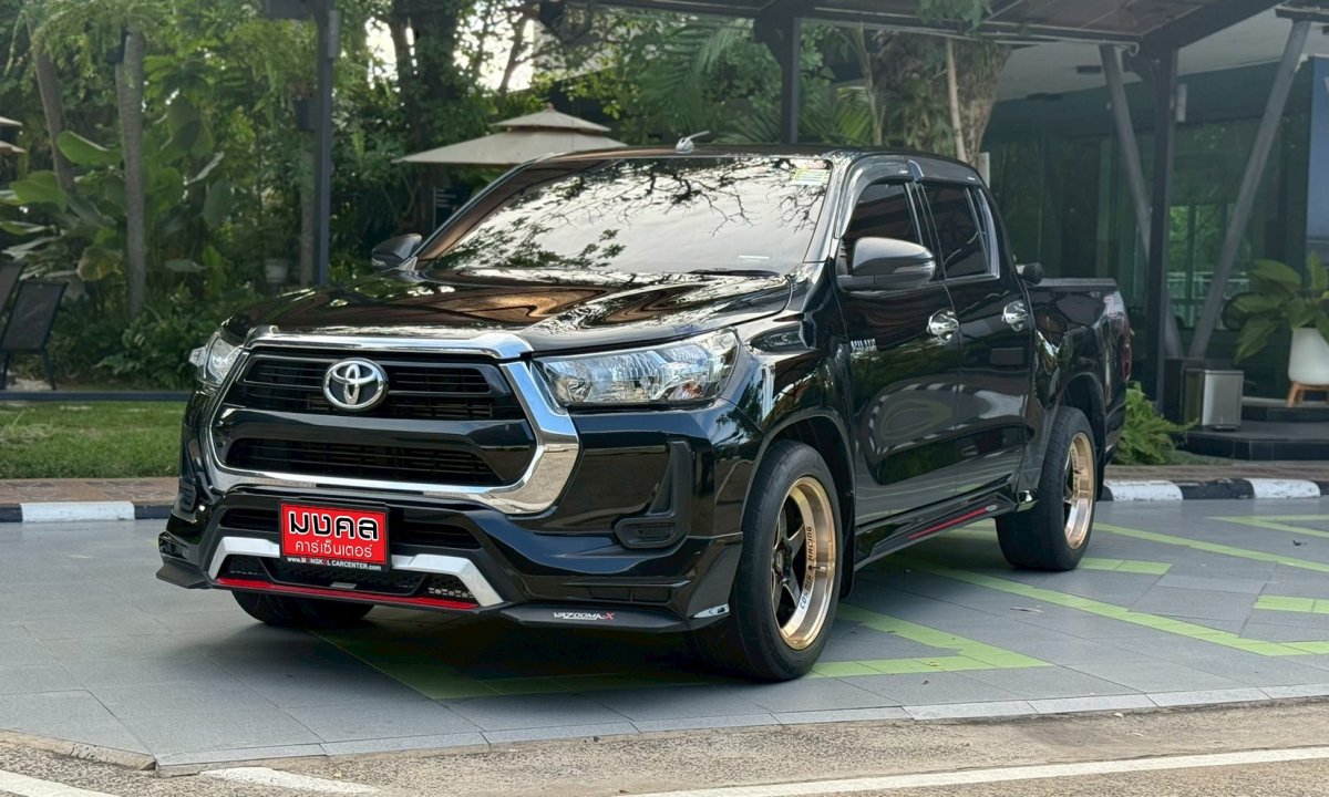 TOYOTA REVO D CAB 2.4 Z EDITION ENTRY M/T 2021 สีดำ (LN0157) 4-5