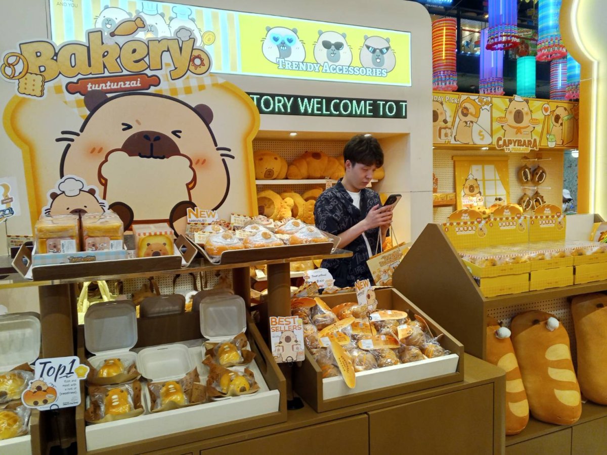 บุกประเทศไทยแล้ว! "Capybara Tuntunzai Bakery" พบกับป๊อปอัพสโตร์สุดคิ้ว ...