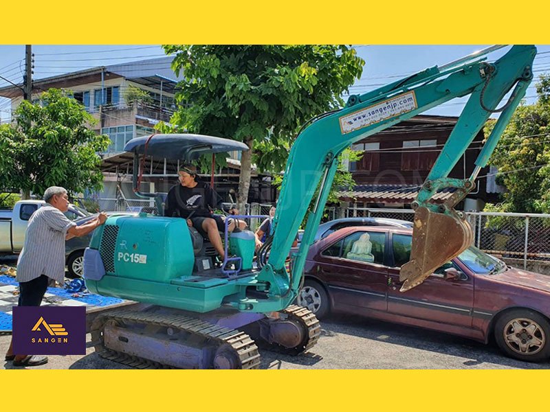 รีวิวรถแบคโคร Komatsu PC15-3E - sangenjp