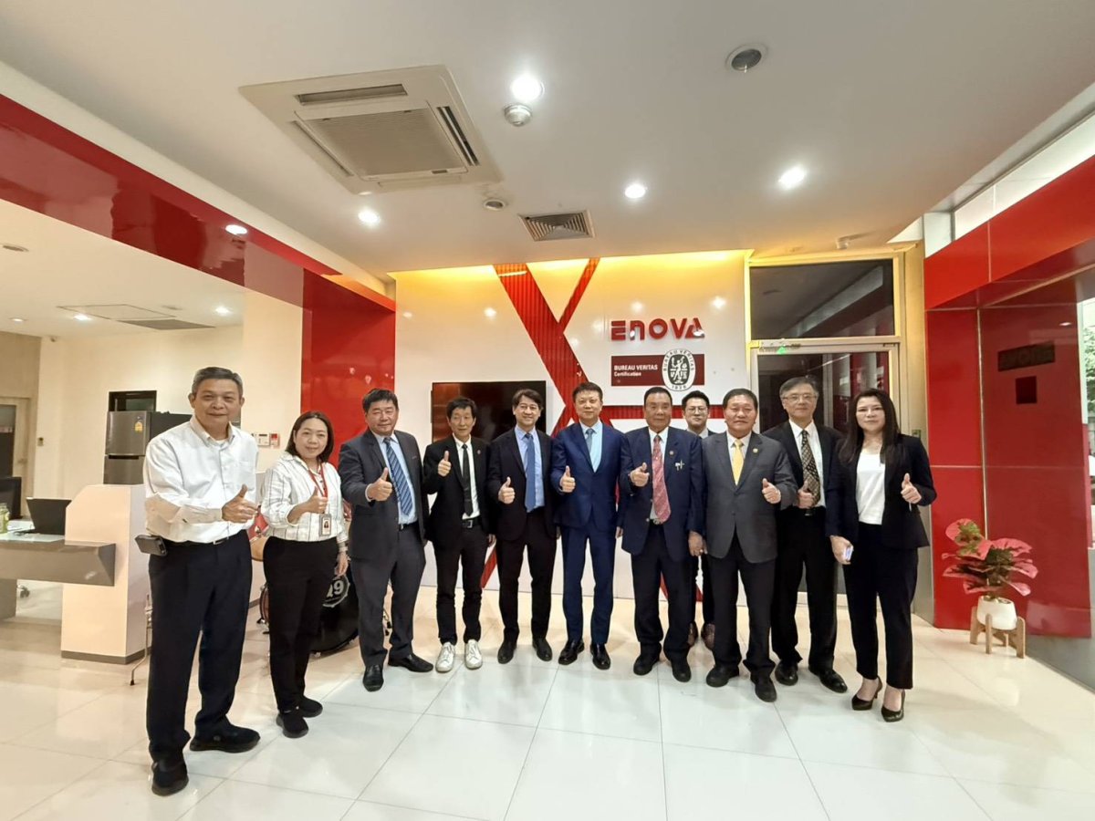 Participated in the signing ceremony and served as witnesses to the ...