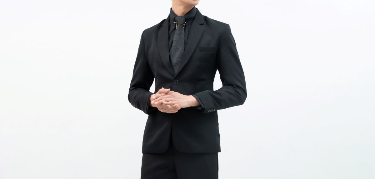 Jas Hitam Cocok Dipakai untuk Acara Apa Saja?